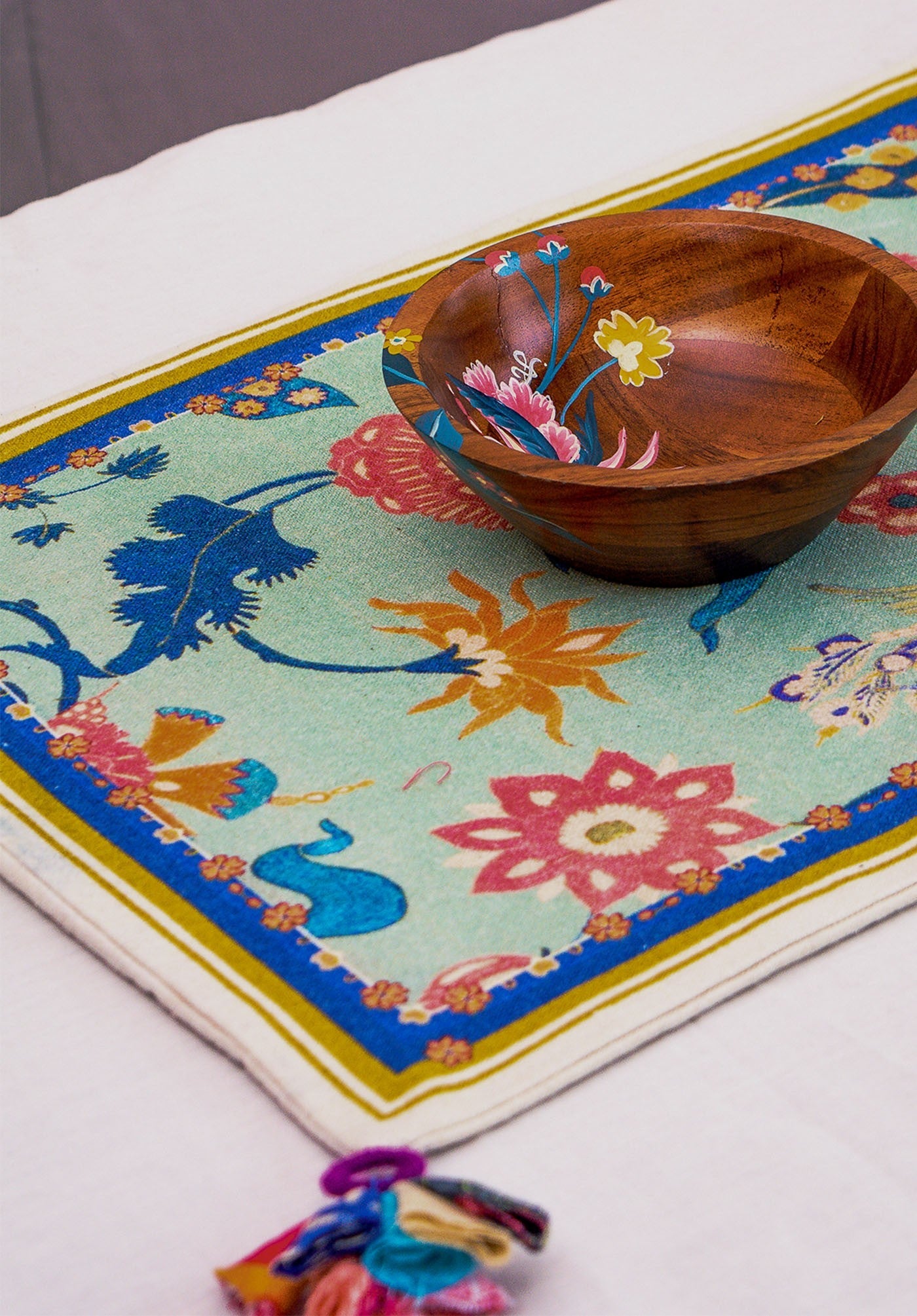 Mughal Jaal Reversible Table Runner – Yam India